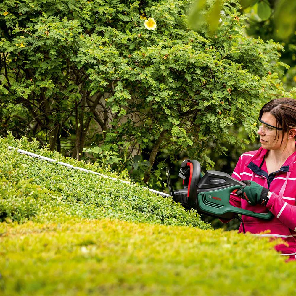 Bosch ADVANCEDHEDGECUT 65 Hedge Trimmer 650mm Hedge Trimmers