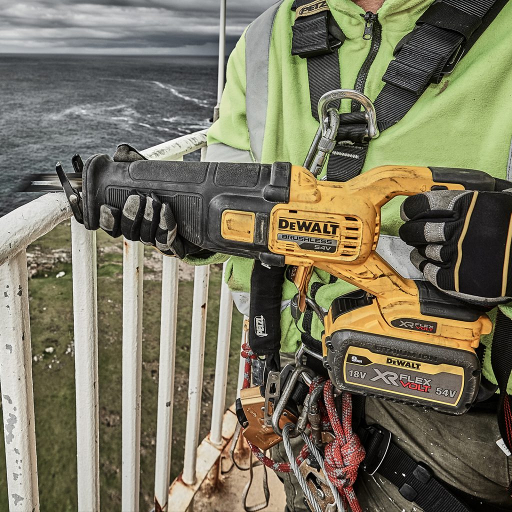 DeWalt-Flexvolt-High-Power-Tools - Tooled-Up Blog